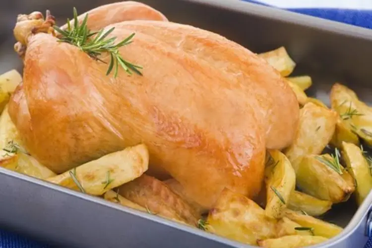 Receita de Frango Assado com Batata - Receitas Brasileiras