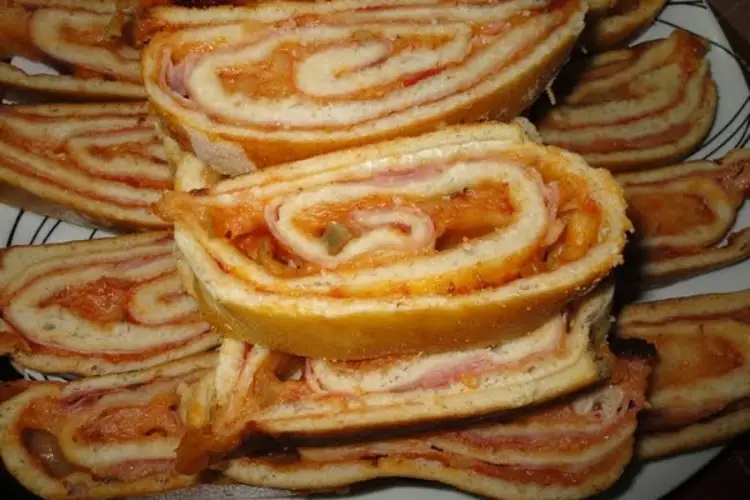 Receita de Pizza Enrolada - Receitas Brasileiras